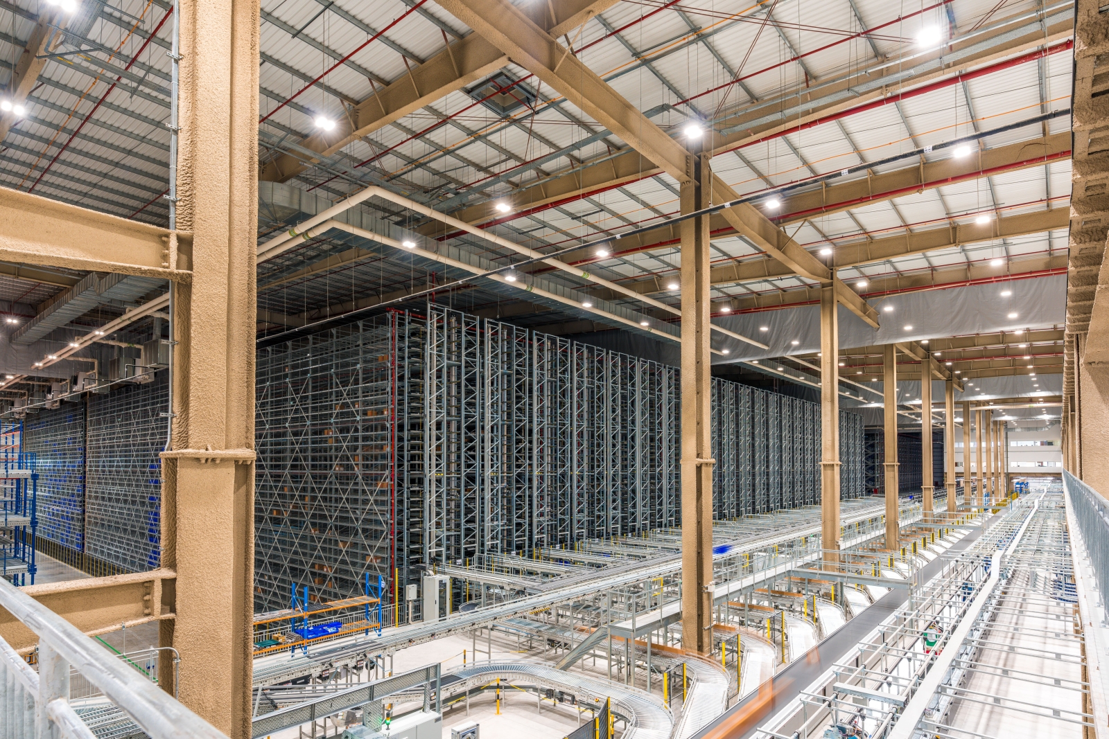 O-Mega Landmark Warehouse - AMANA.